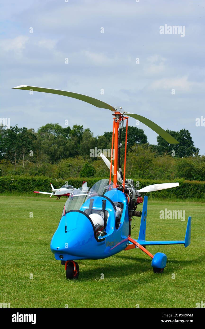 Gyrocopters hi-res stock photography and images - Alamy
