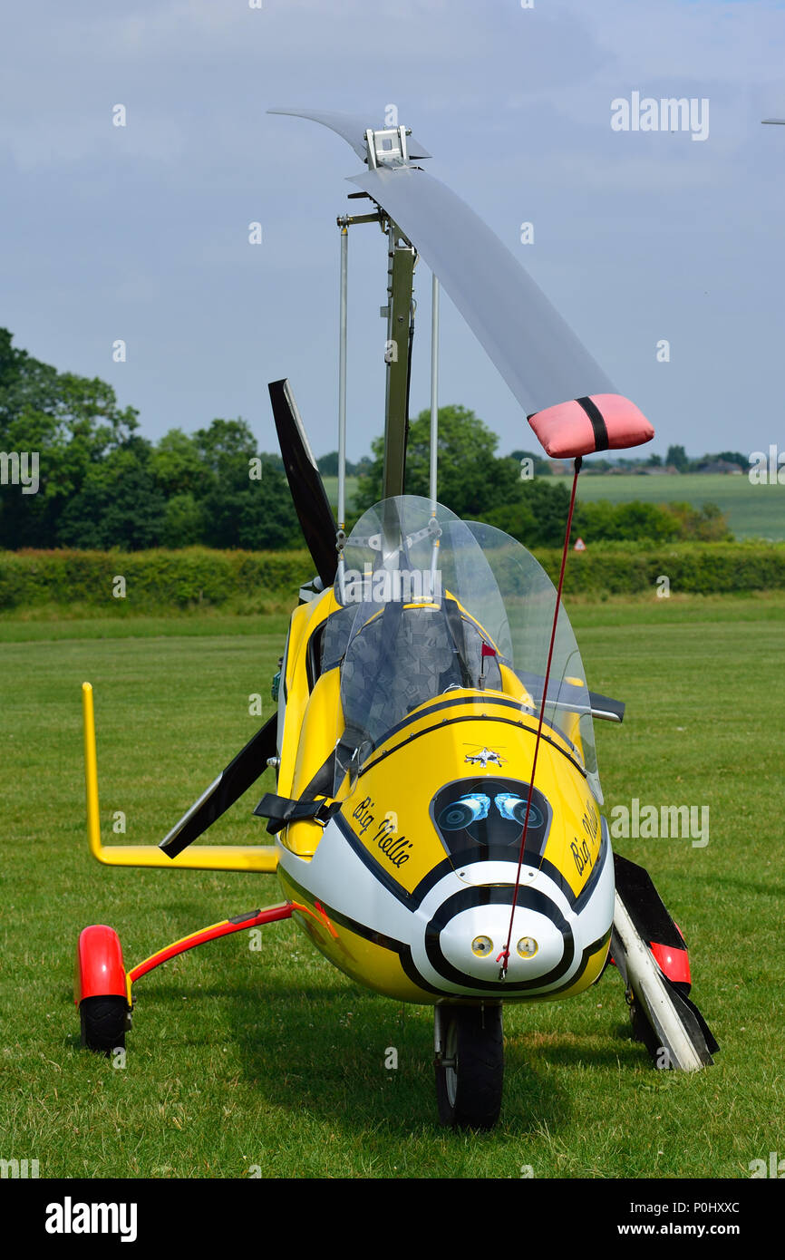 Bedfordshire 9th June 2018 UK. The Worlds Largest gathering of Autogyro ...