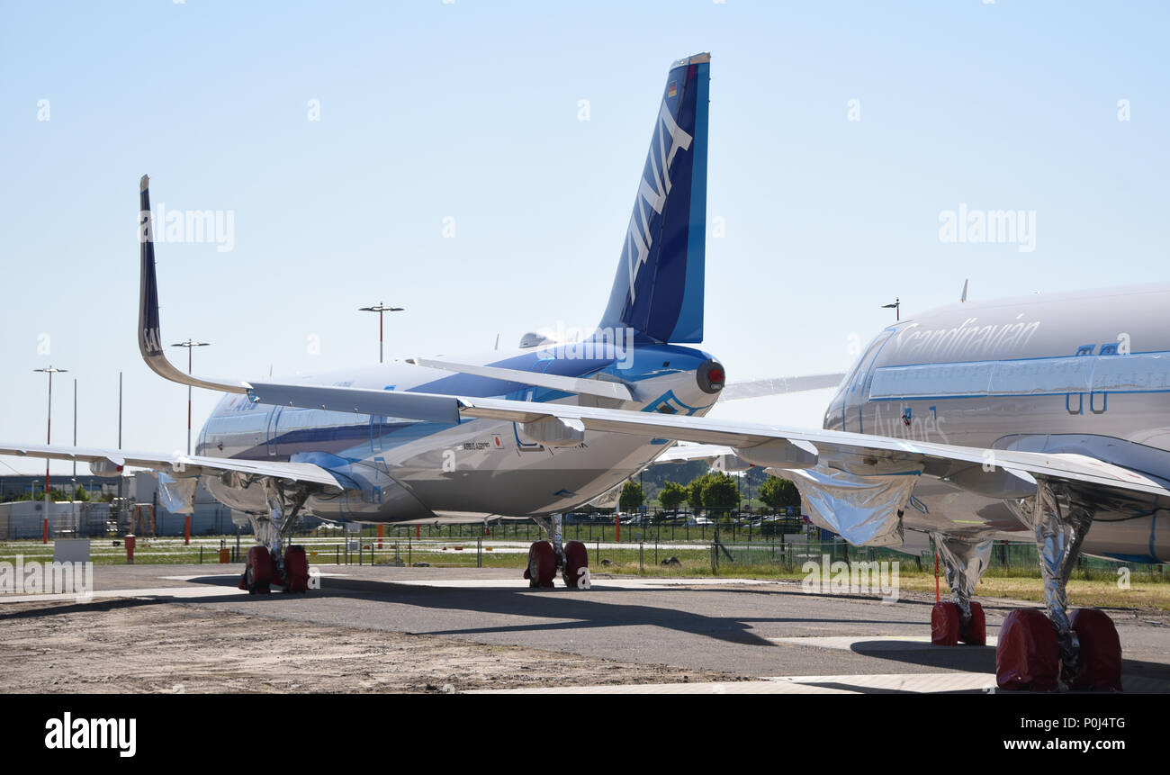 06 June 2018, Germany, Hamburg: Airbus A320neo planes without engines ...
