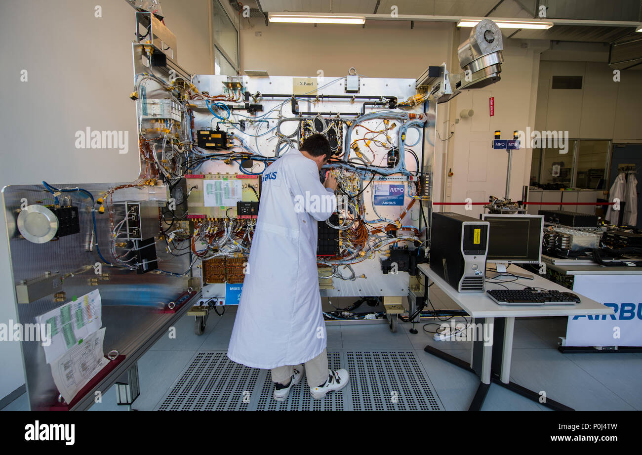Mercury probe hi-res stock photography and images - Alamy