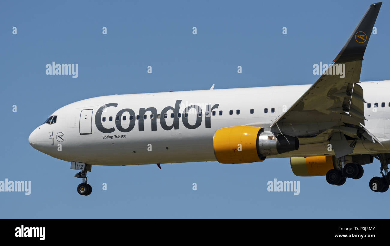 Condor flugdienst hi-res stock photography and images - Alamy