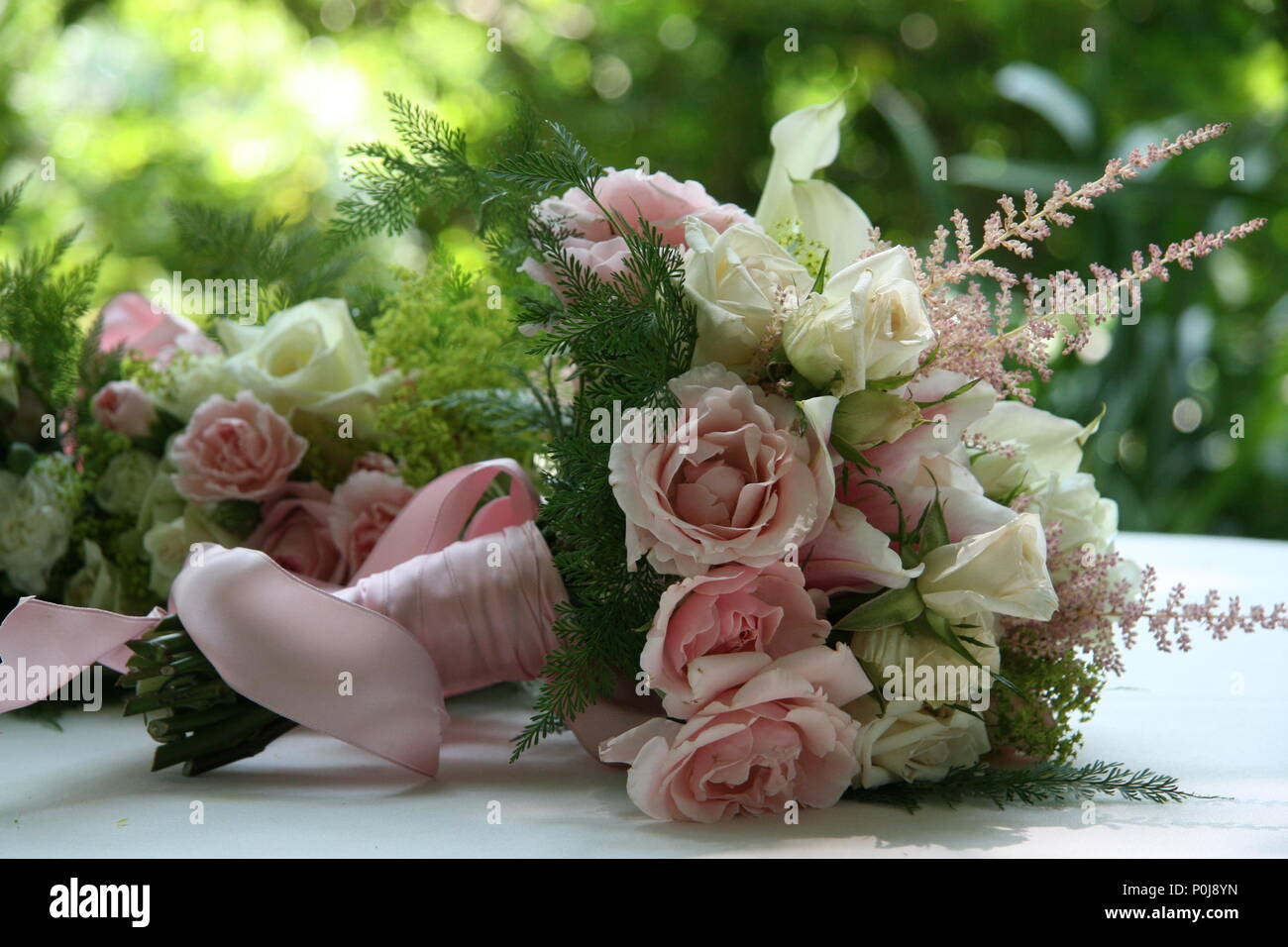 Romantic floral arrangements hi-res stock photography and images - Alamy