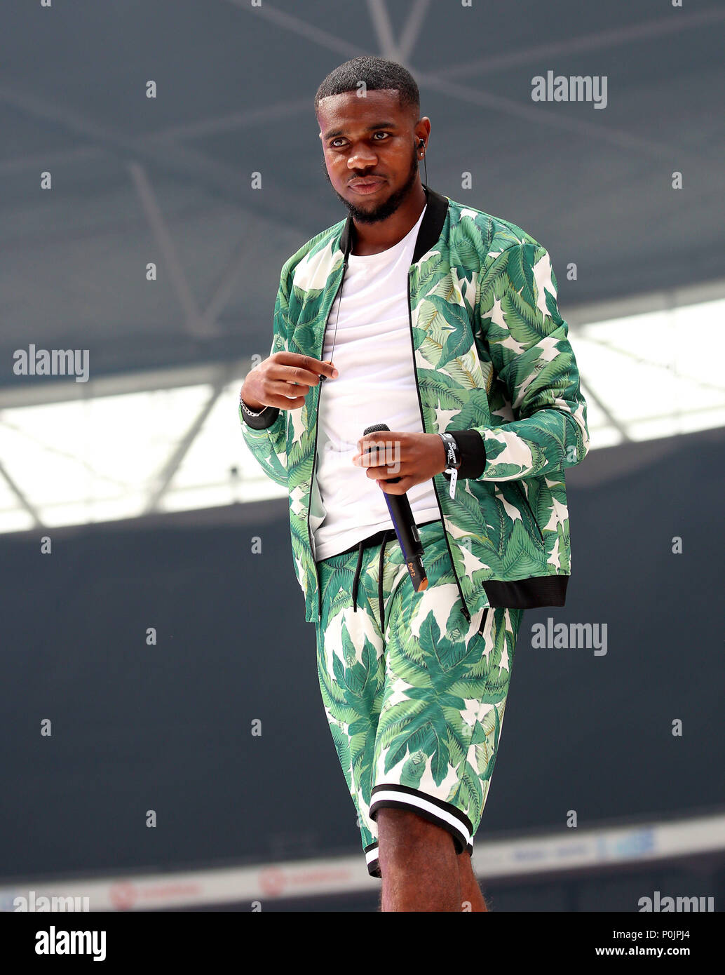 Ramz on stage hi-res stock photography and images - Alamy