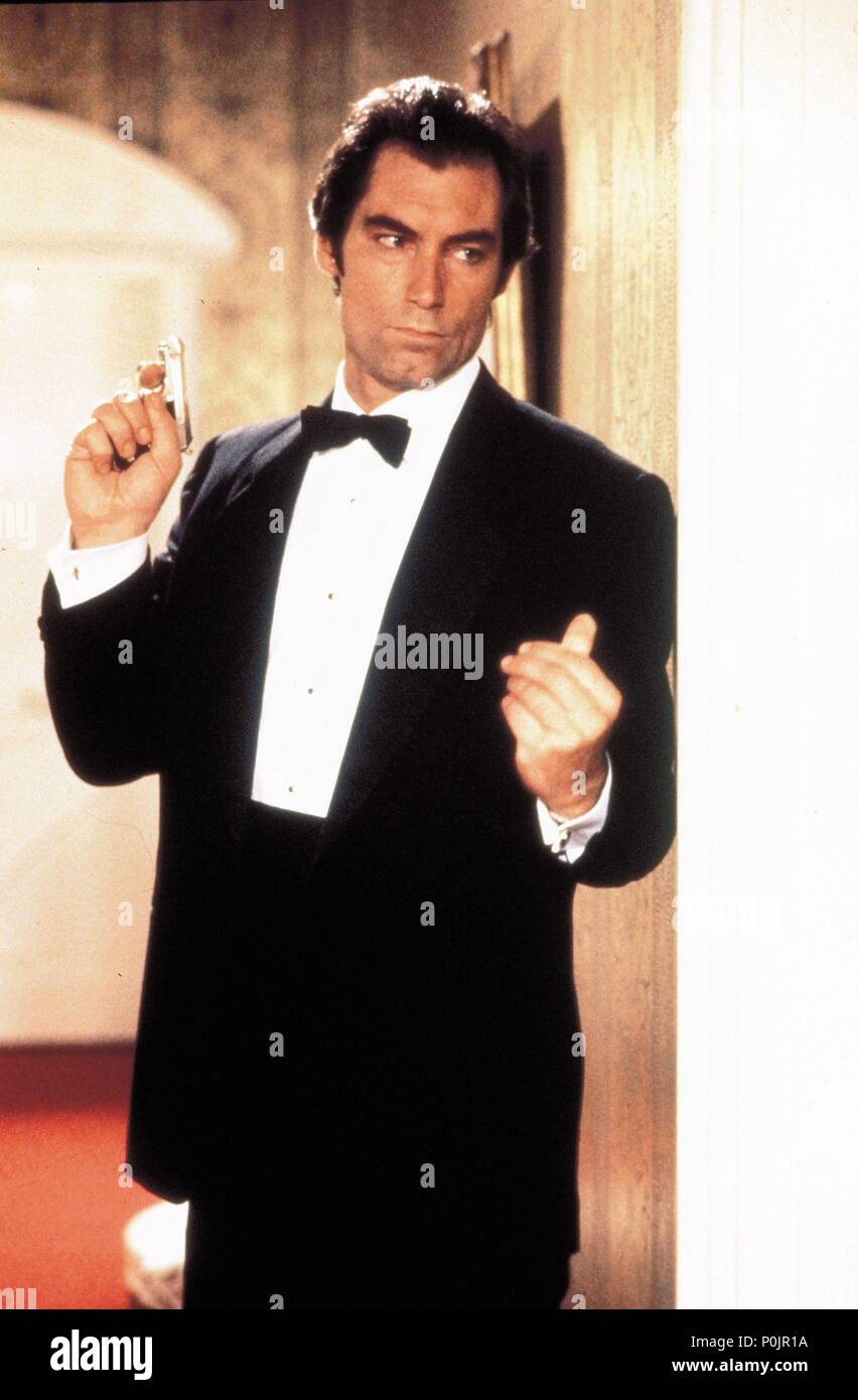 Timothy Dalton 007 High Resolution Stock Photography and Images - Alamy