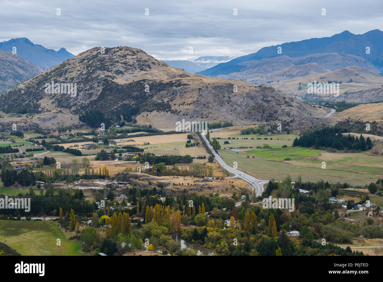 Scenic Lookout in Arrow Junction, Arrowtown is an historic gold mining ...