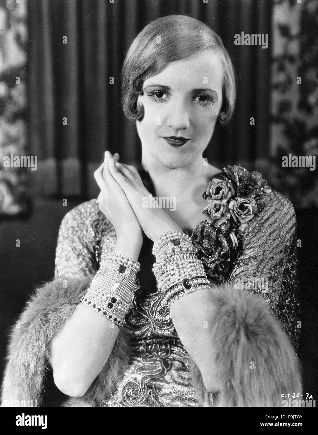 Constance talmadge 1925 hi-res stock photography and images - Alamy