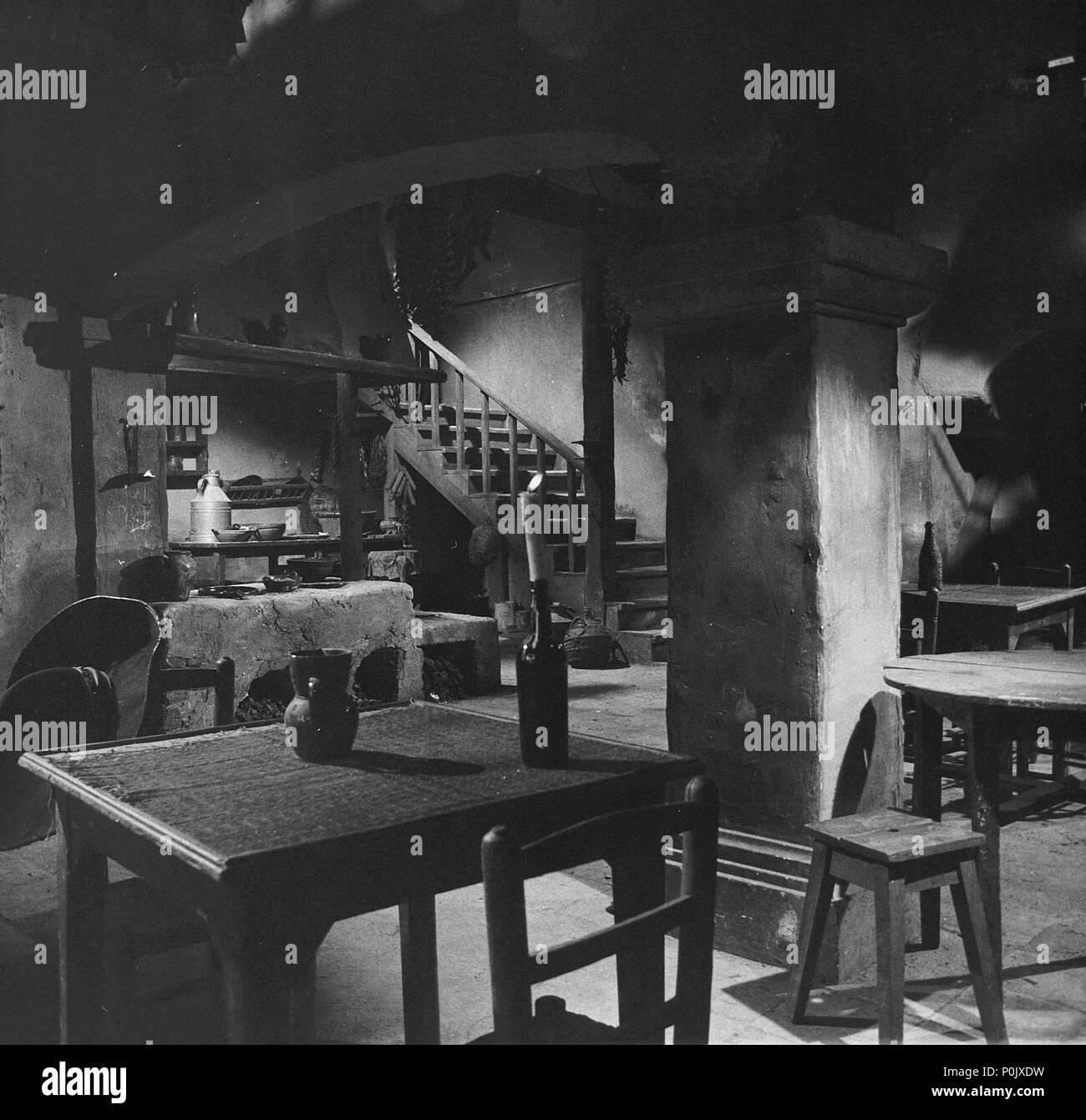 Description: A scenery at the american production company Columbia ...