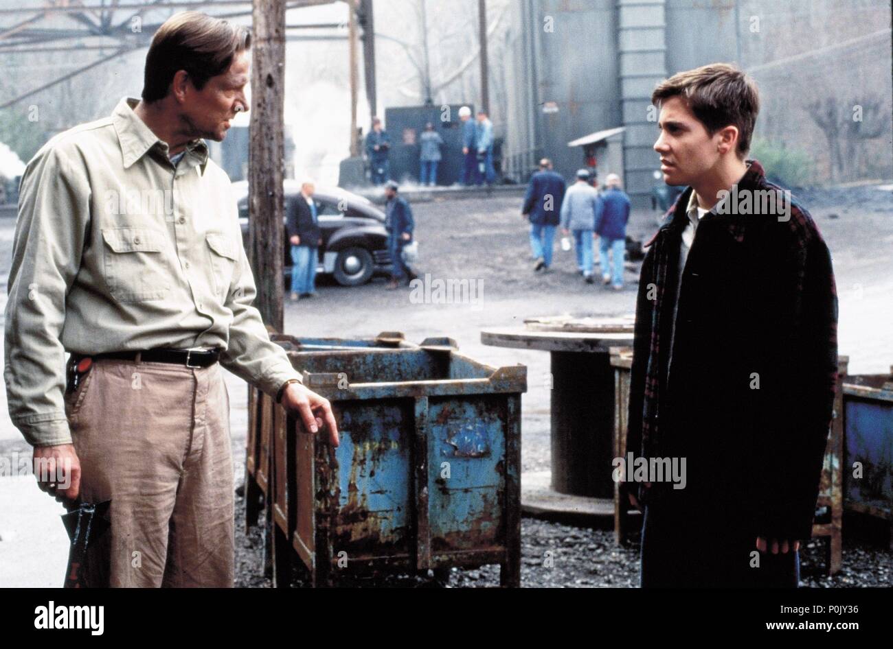 October sky 1999 chris cooper hi-res stock photography and images - Alamy