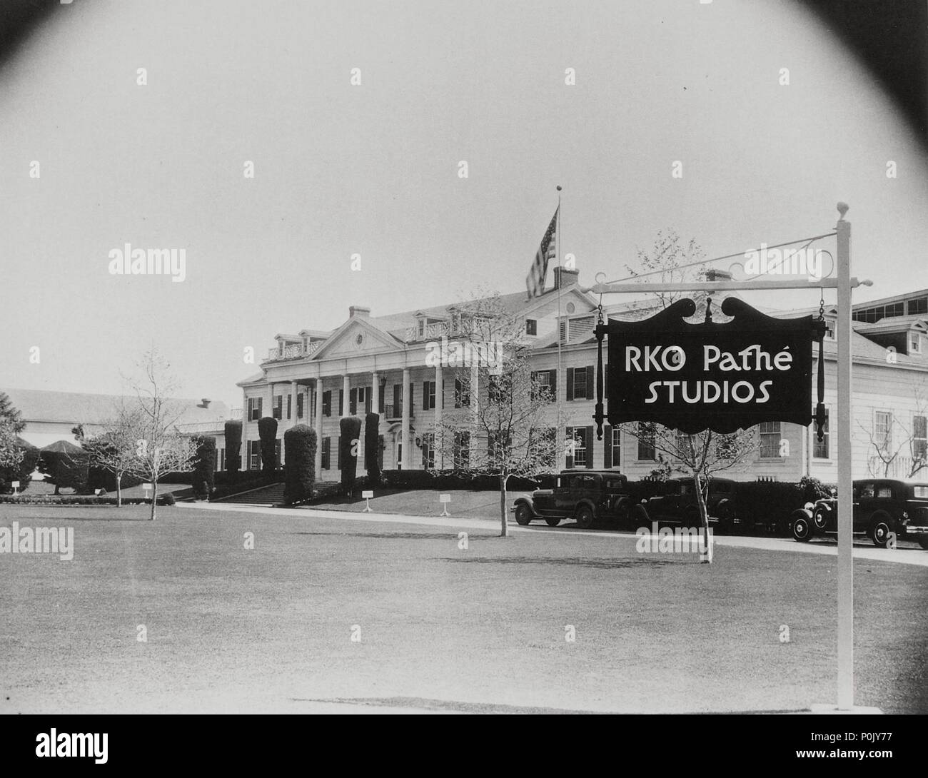R k o pathe studios hi-res stock photography and images - Alamy