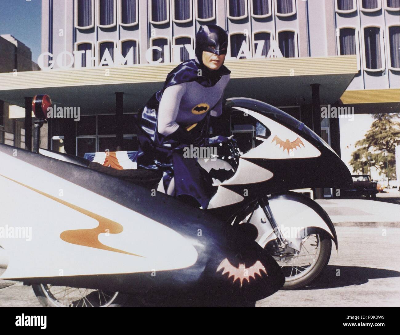 Adam west batman hi-res stock photography and images - Alamy