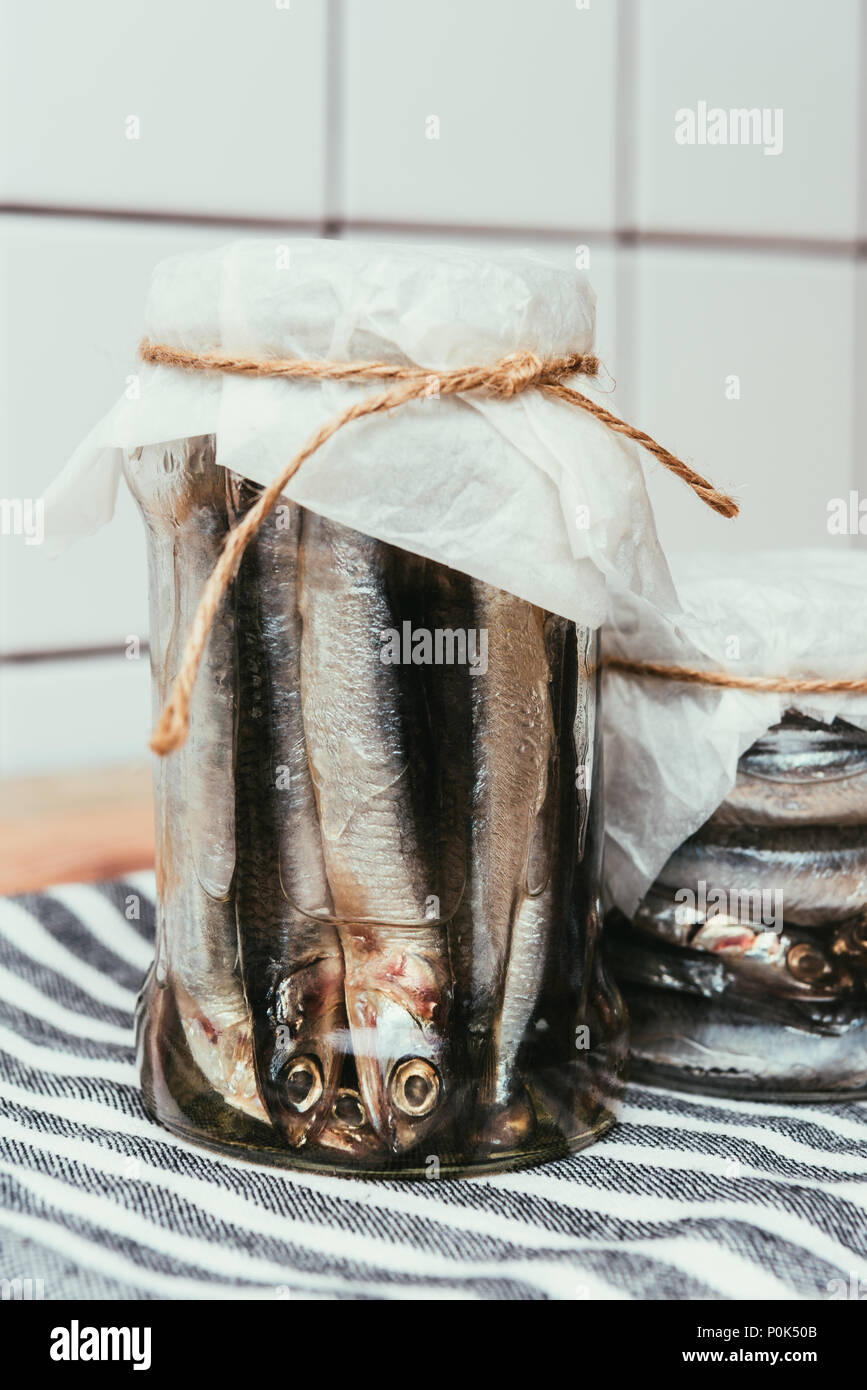 Pile of strings hi-res stock photography and images - Alamy