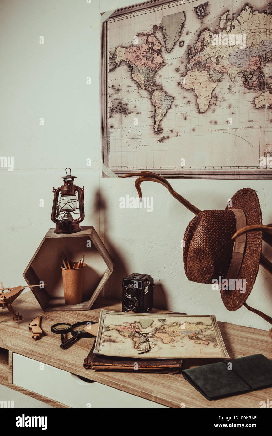 Map decorations hi-res stock photography and images - Alamy