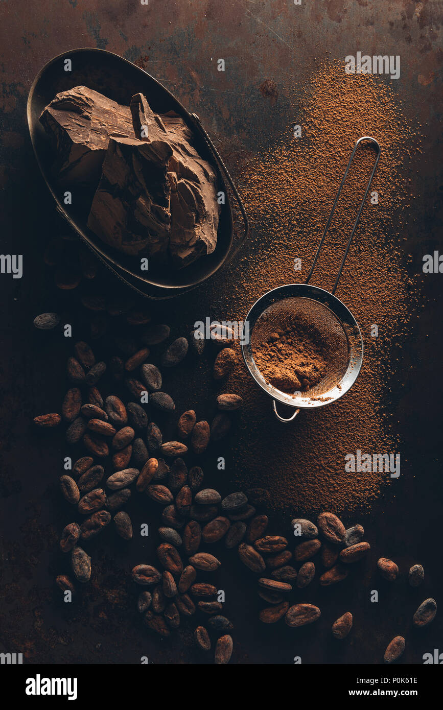 Composition cocoa beans powder hi-res stock photography and images - Alamy