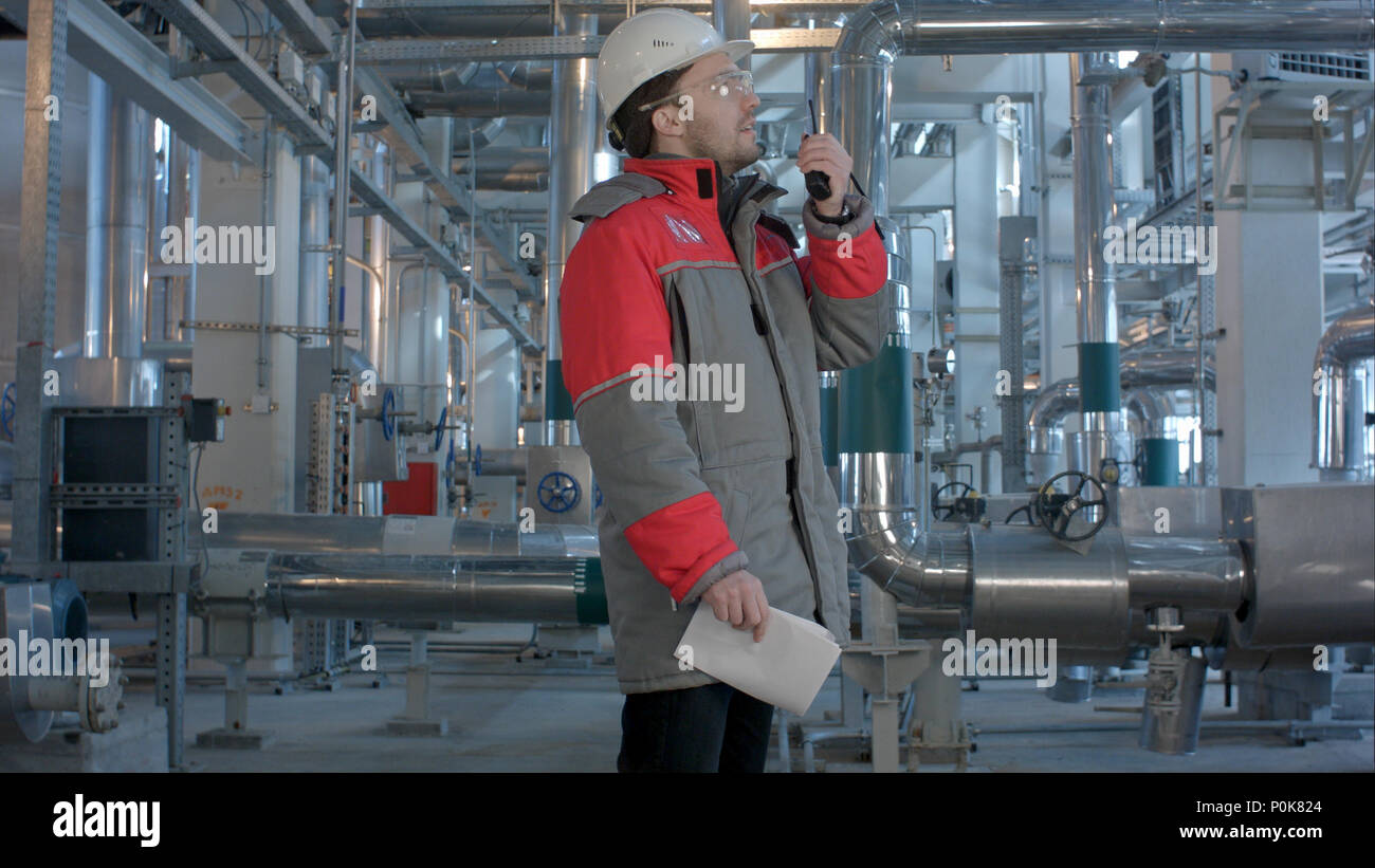 Thermal insulation engineer hi-res stock photography and images - Alamy