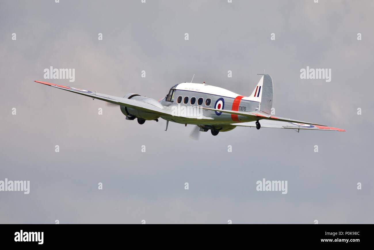1946 Avro C.19 Anson Stock Photo - Alamy