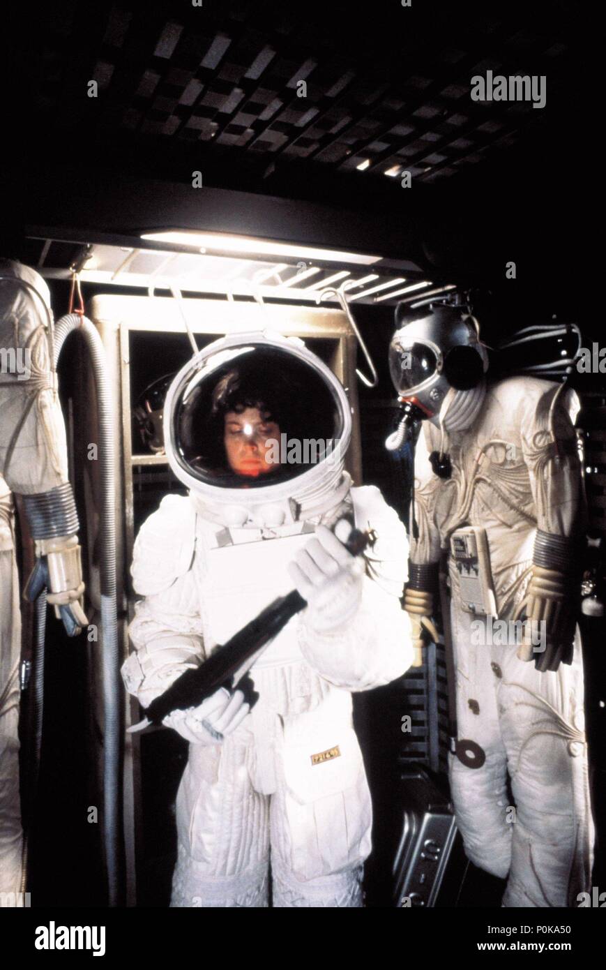 Sigourney weaver alien still 1979 hi-res stock photography and images ...