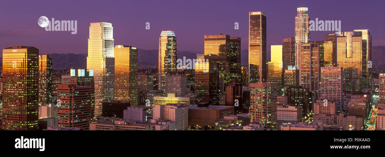 1995 HISTORICAL DOWNTOWN SKYLINE LOS ANGELES CALIFORNIA USA Stock Photo ...