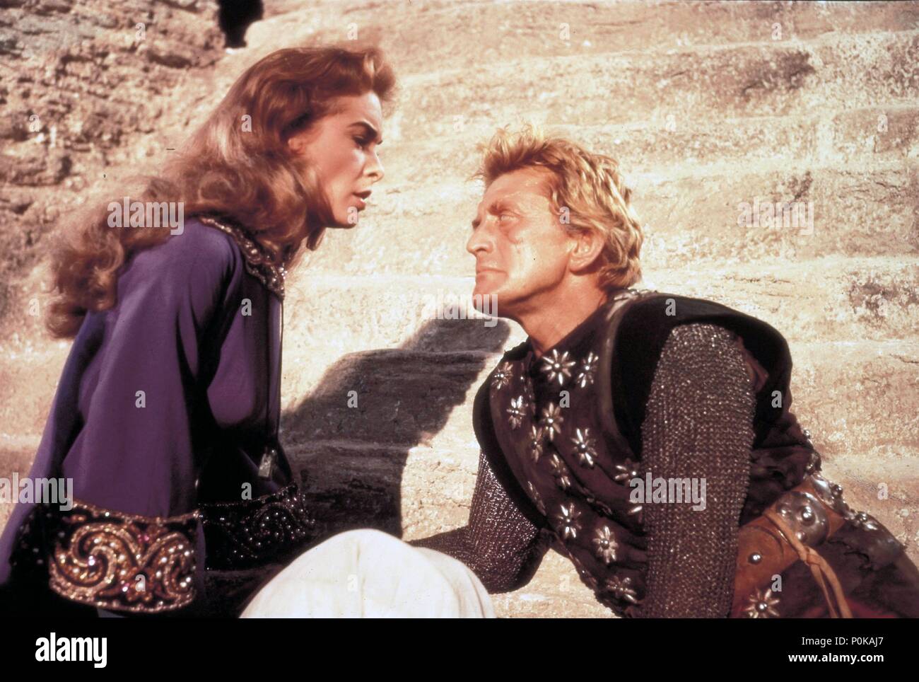 Kirk douglas janet leigh vikings hi-res stock photography and images ...