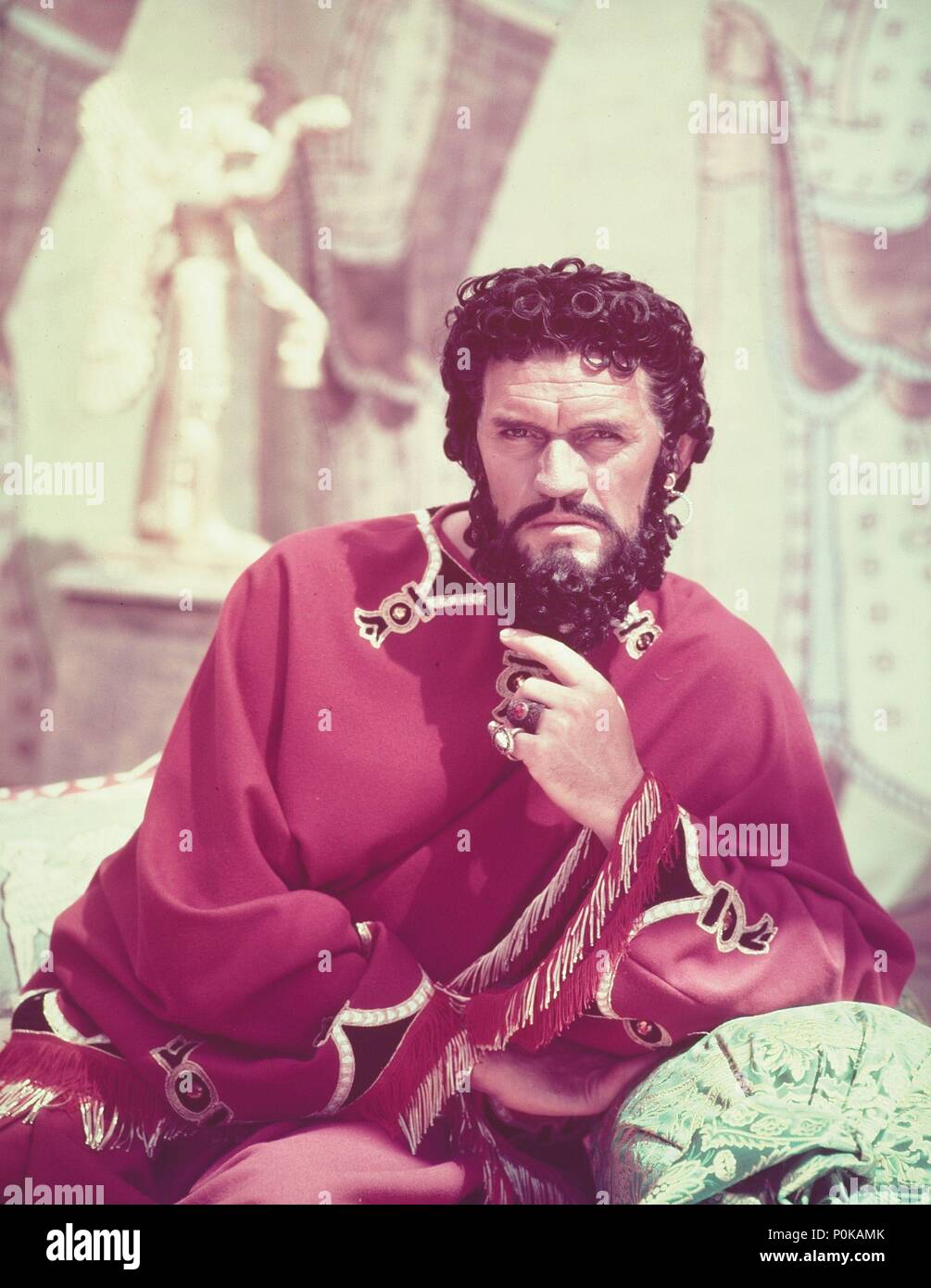 Harry andrews hi-res stock photography and images - Alamy