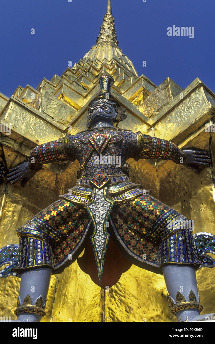 1995 HISTORICAL SILENT GUARDS STATUE WAT PHRA KAEO TEMPLE GRAND PALACE ...