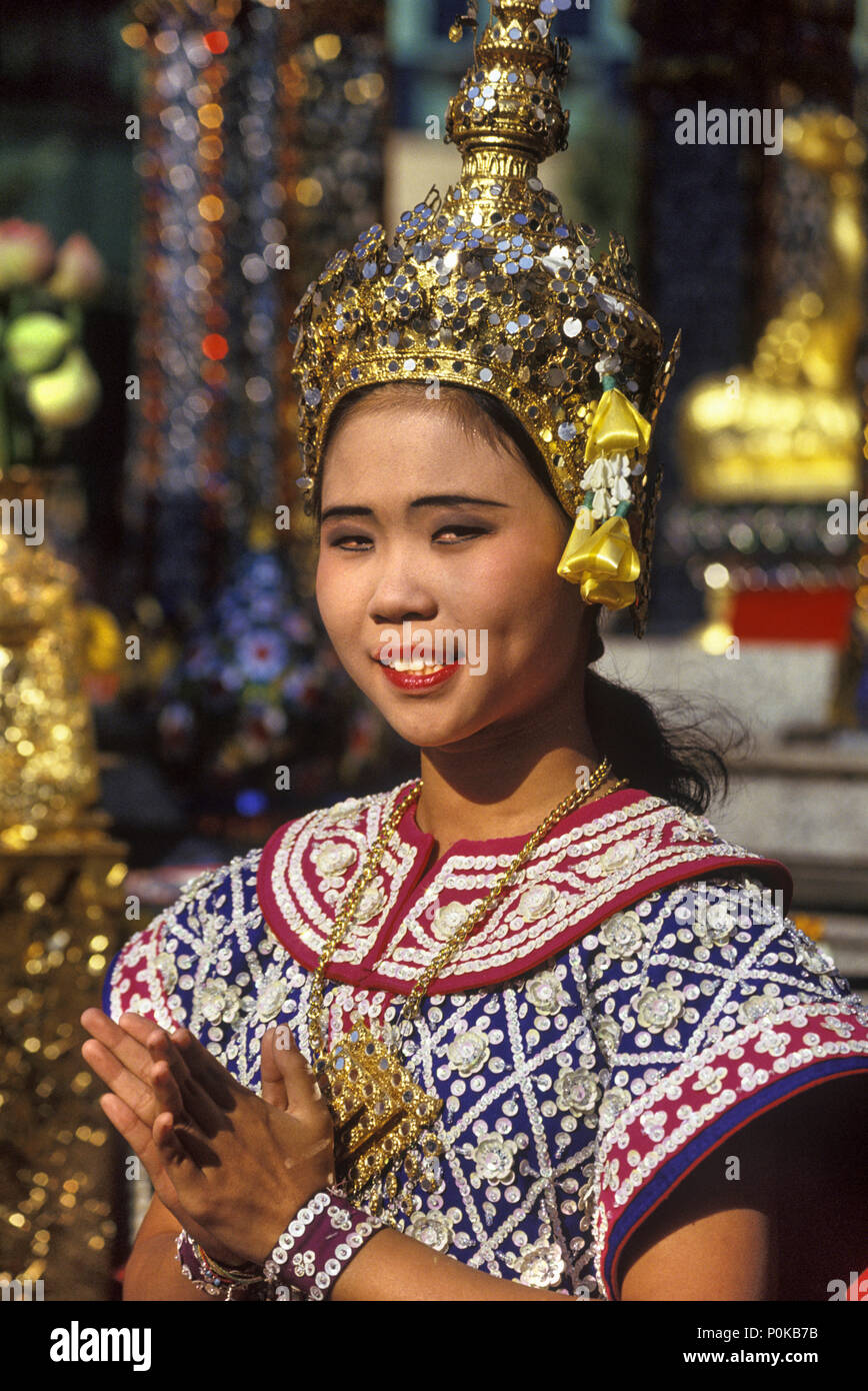 1995 HISTORICAL TEMPLE DANCER GREETING TRADITIONAL COSTUME BANGKOK ...