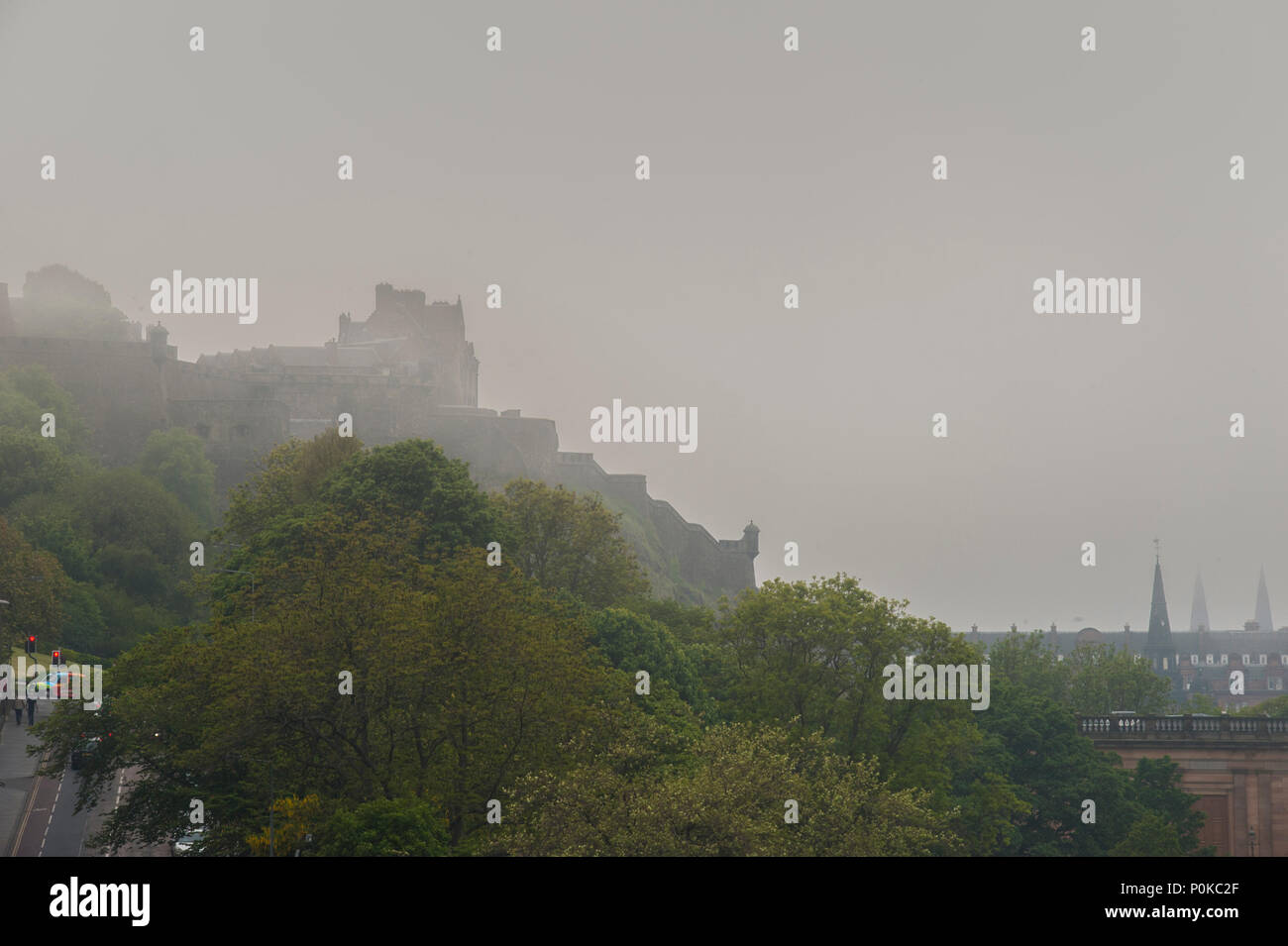 An atmospheric view of Edinburgh Castle on a misty day Stock Photo - Alamy