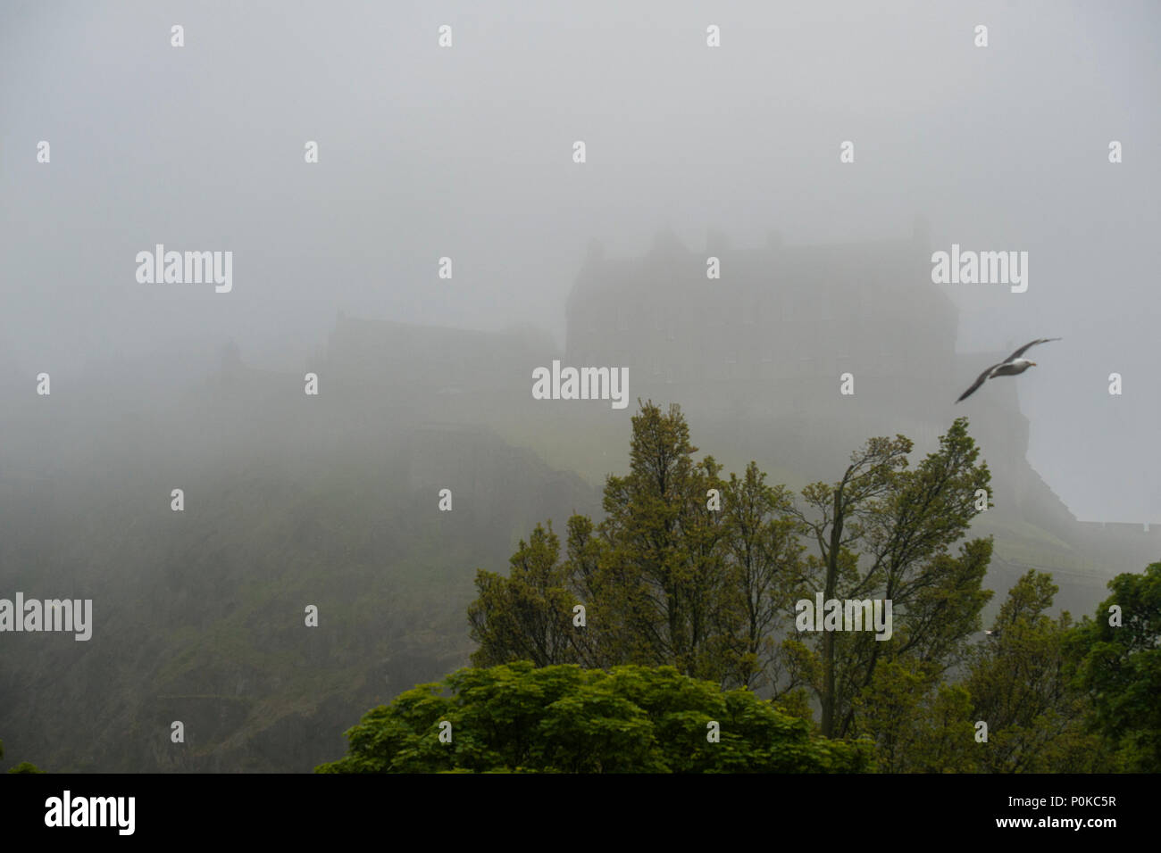 An atmospheric view of Edinburgh Castle on a misty day Stock Photo - Alamy