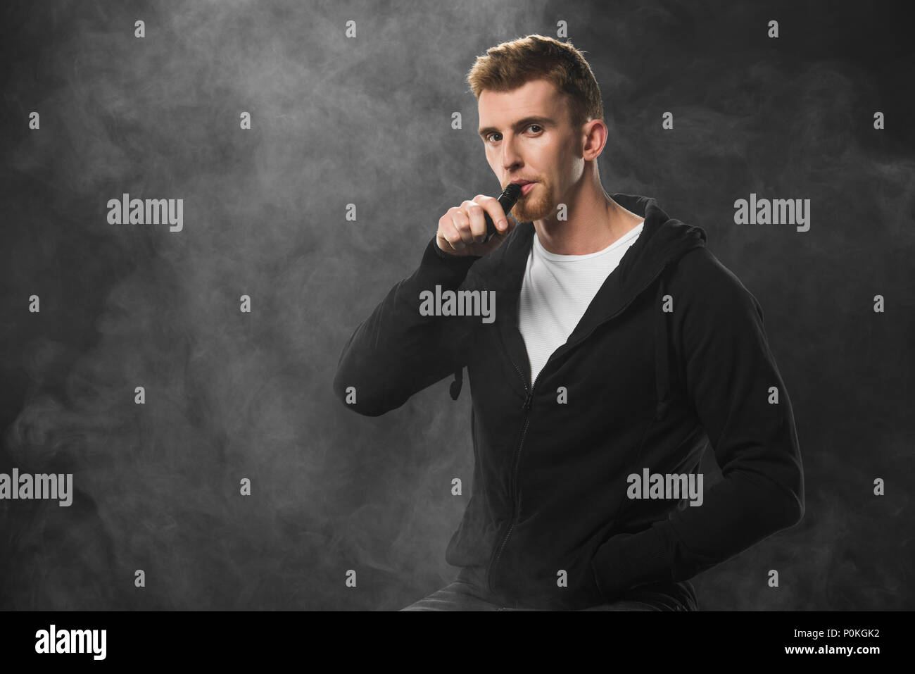 Vaping clouds hi-res stock photography and images - Alamy