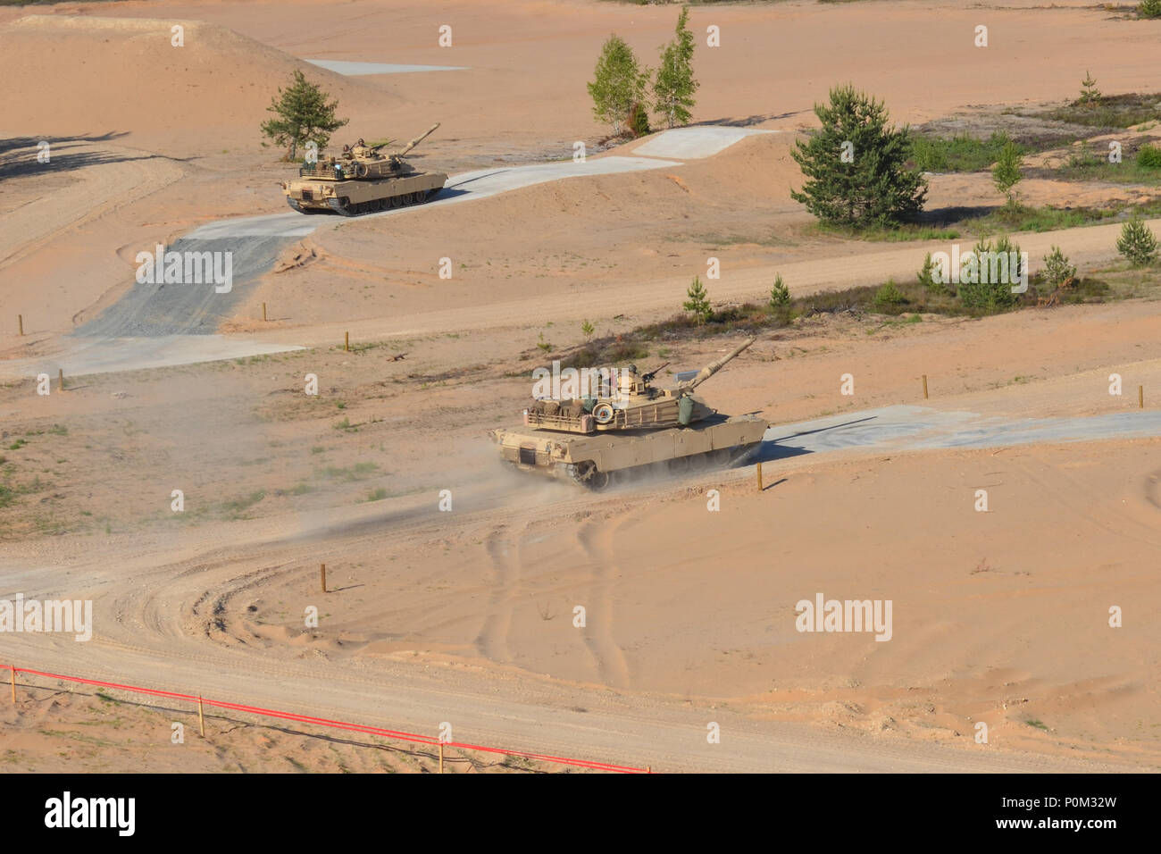 Delta Company, 4th Light Armor Reconnaissance Battalion, U.S. Marine ...