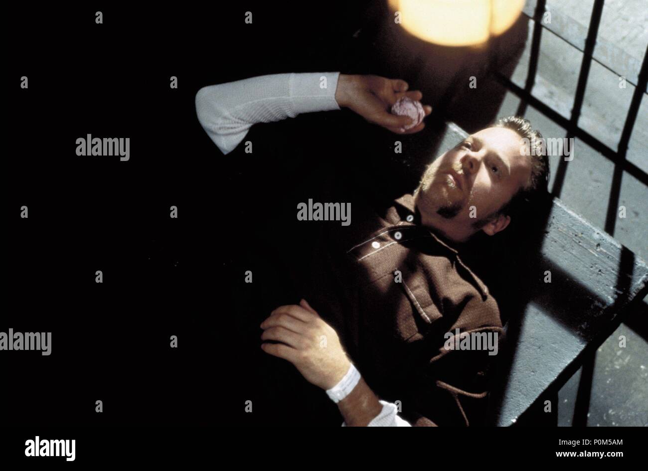 Kiefer sutherland eye eye 1996 hi-res stock photography and images - Alamy