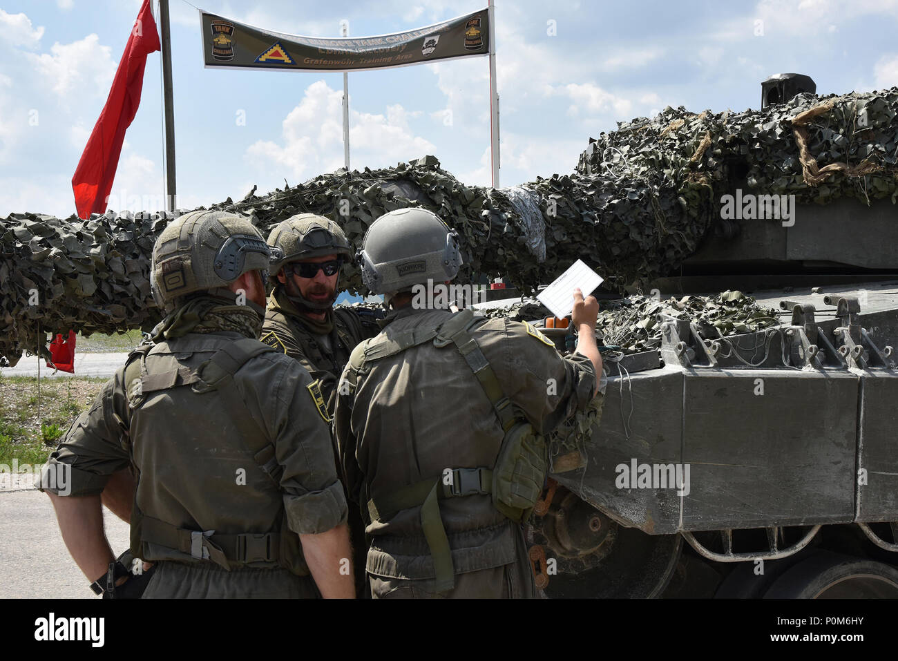 Tankers in Austria’s 6th Tank Company, 14th Panzer Battalion conduct a ...