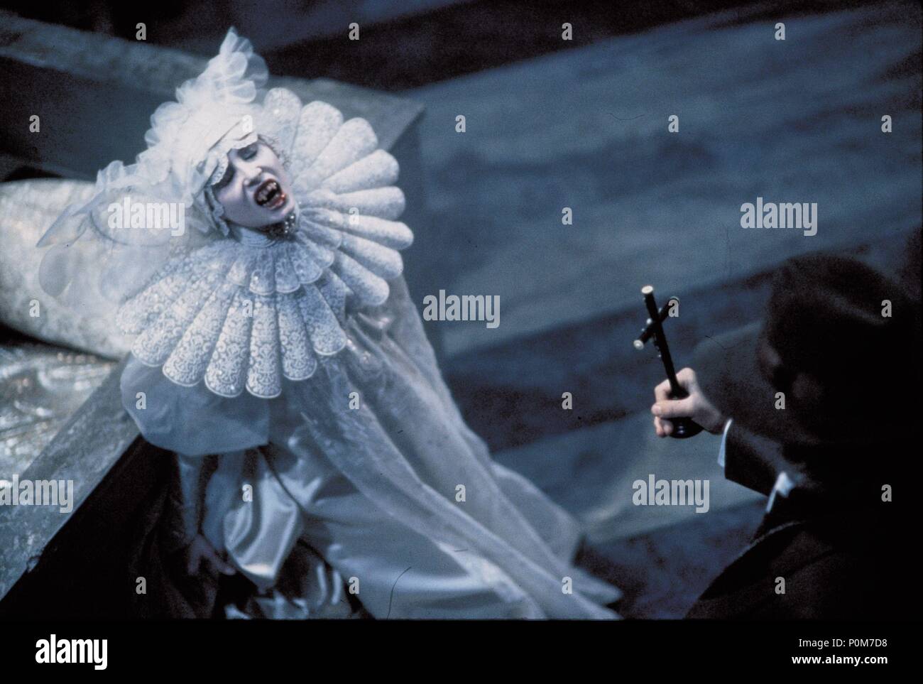 Bram stoker dracula 1992 hi-res stock photography and images - Alamy