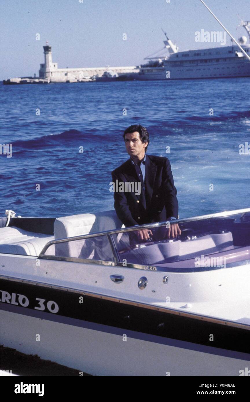 Pierce Brosnan James Bond Scene High Resolution Stock Photography and ...