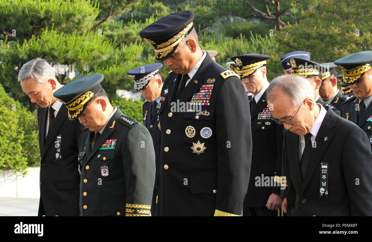 Rok us combined forces command hi-res stock photography and images - Alamy