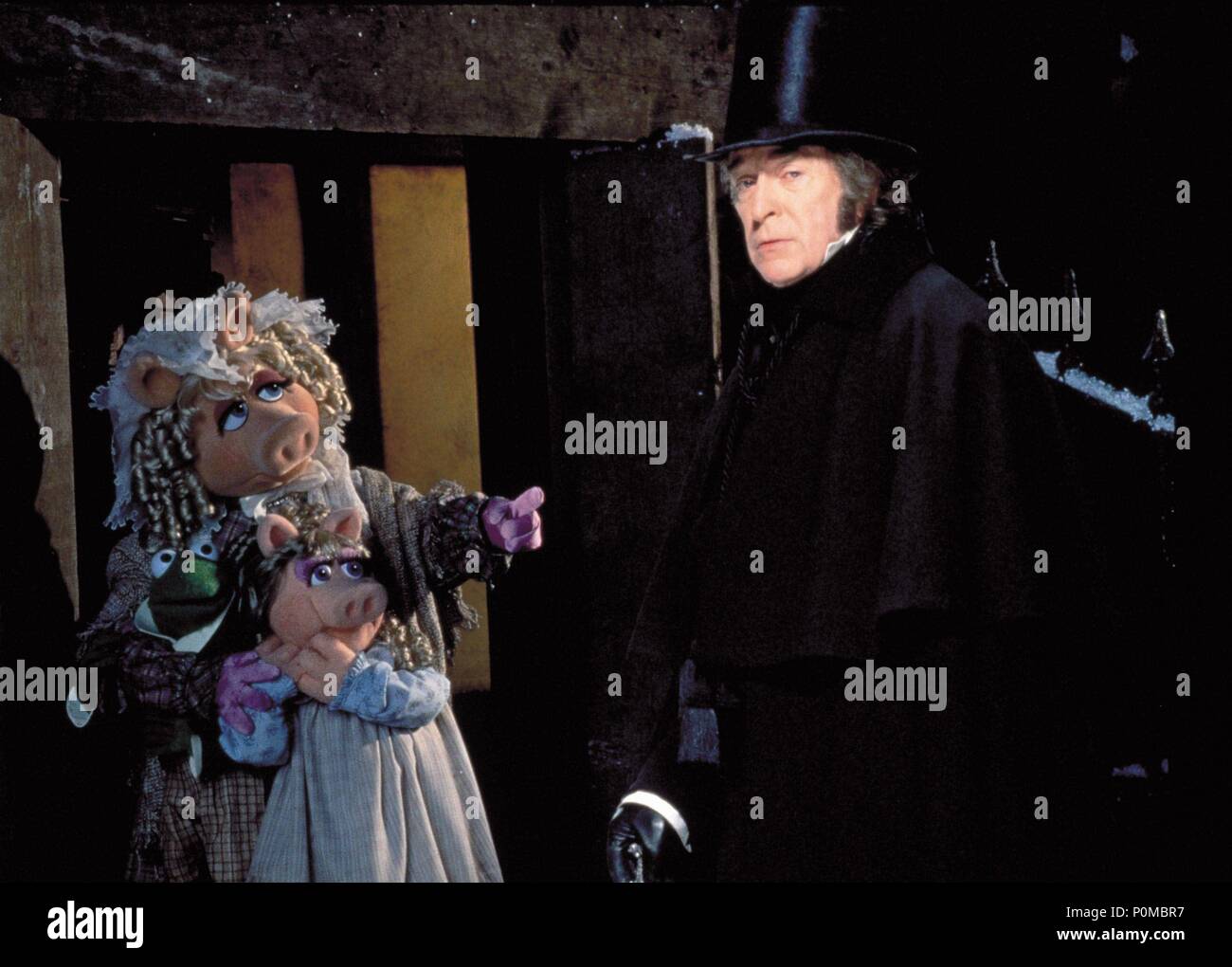 Muppet christmas carol caine hi-res stock photography and images - Alamy