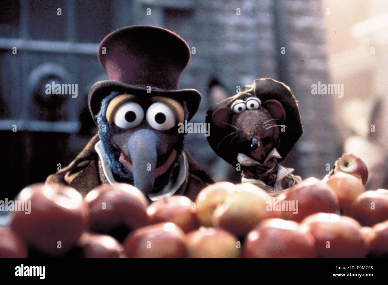 Muppet christmas carol hi-res stock photography and images - Alamy