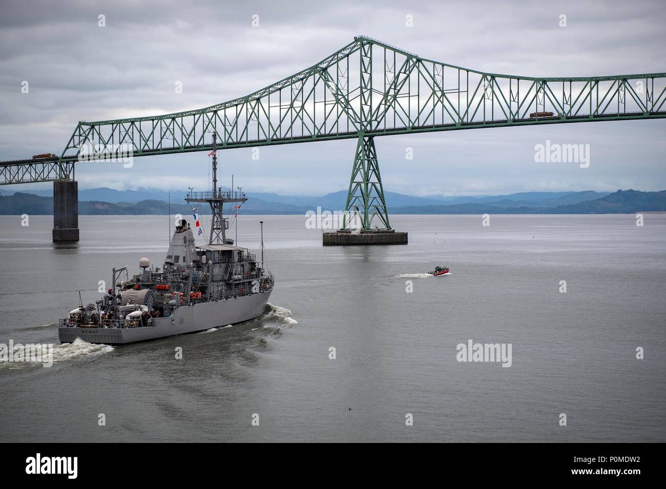 180607-N-EH218-0006 ASTORIA, Ore., (June 7, 2018) The Avenger-class ...