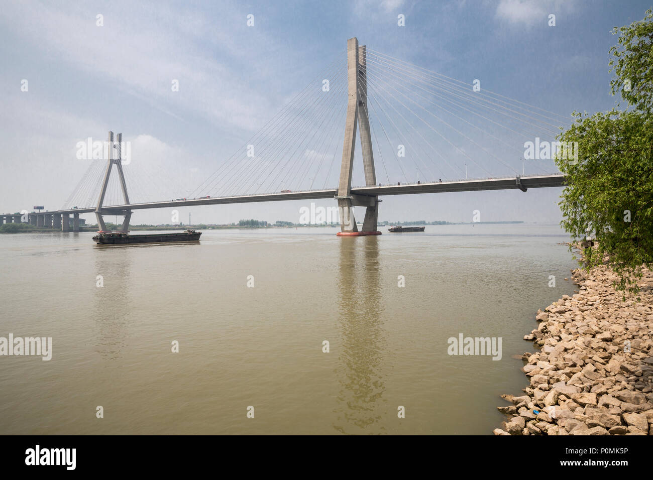 Runyang yangtze river bridge hi-res stock photography and images - Alamy
