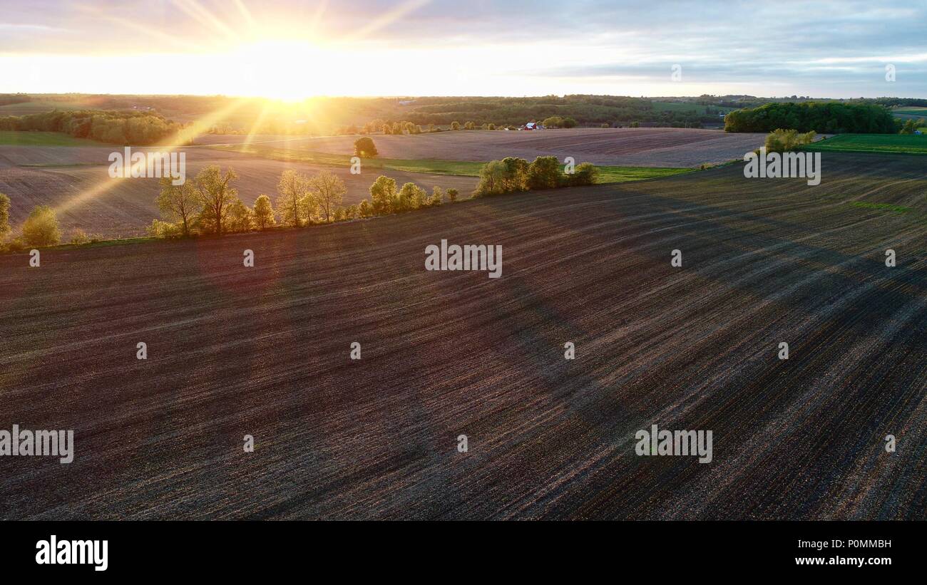 Fence row hi-res stock photography and images - Alamy