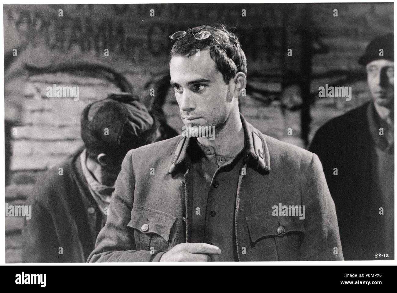 Enemy gates 2001 joseph fiennes hi-res stock photography and images - Alamy
