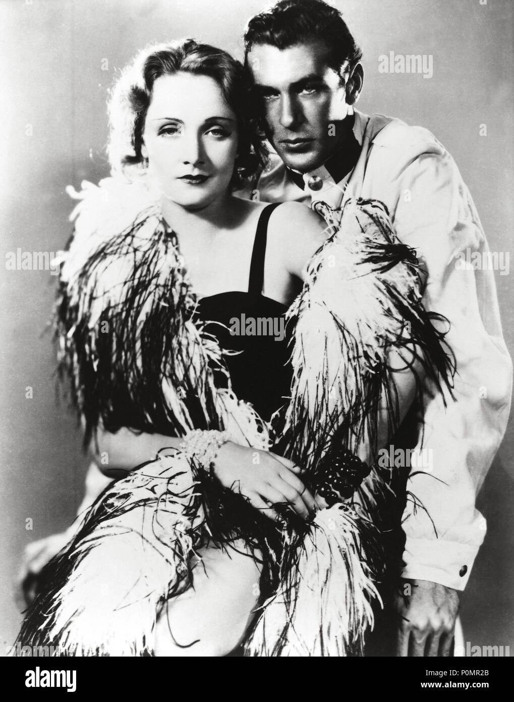 Marlene dietrich gary morocco 1930 hi-res stock photography and images ...
