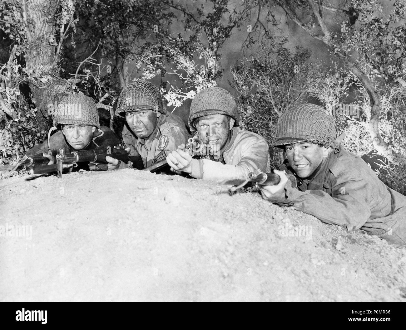 Hell Is For Heroes 1962 Steve Mcqueen High Resolution Stock Photography and Images - Alamy
