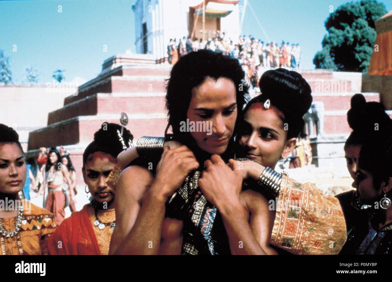 Keanu reeves buddha hi-res stock photography and images - Alamy