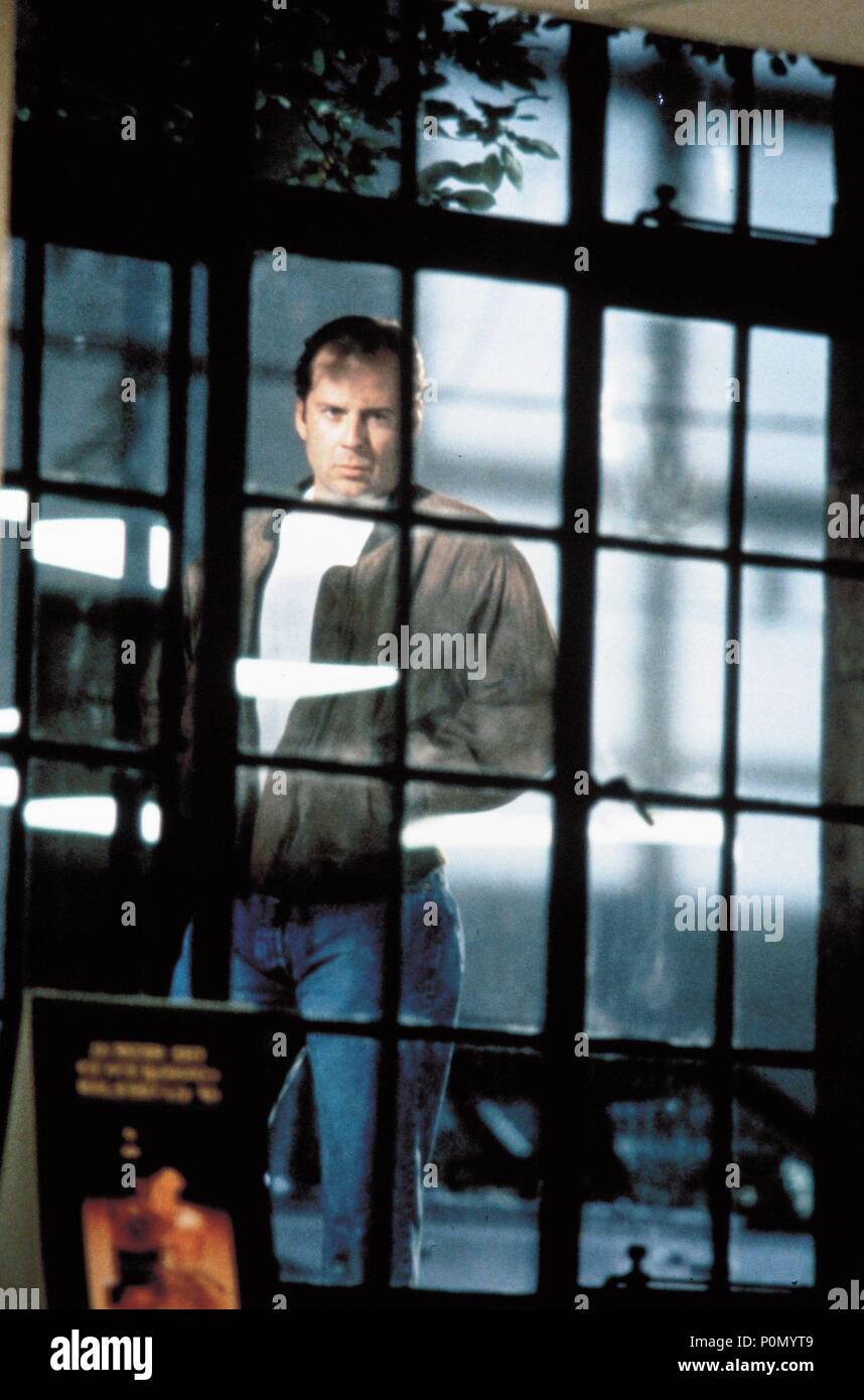 Original Film Title: STRIKING DISTANCE. English Title: STRIKING ...