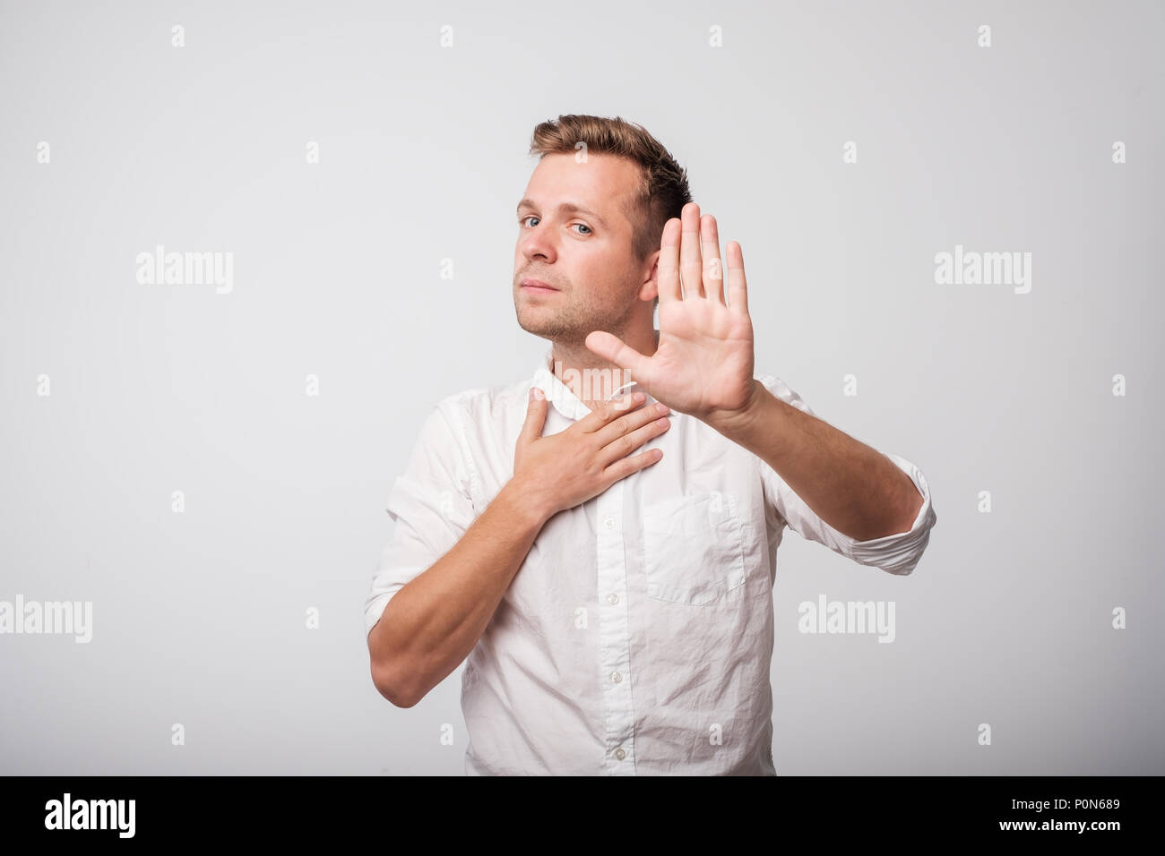 Hands stop hi-res stock photography and images - Alamy