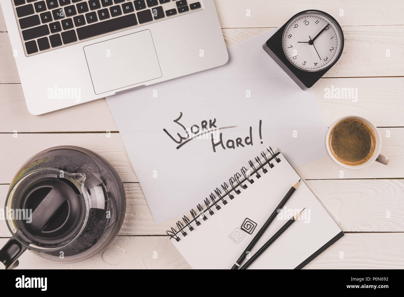 Laptop clock hi-res stock photography and images - Alamy