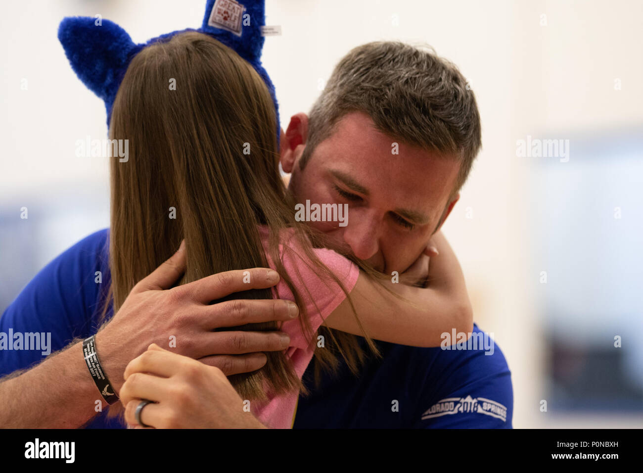 Captain Hunter Barnhill meets 9 year old Charli Butler for the first ...