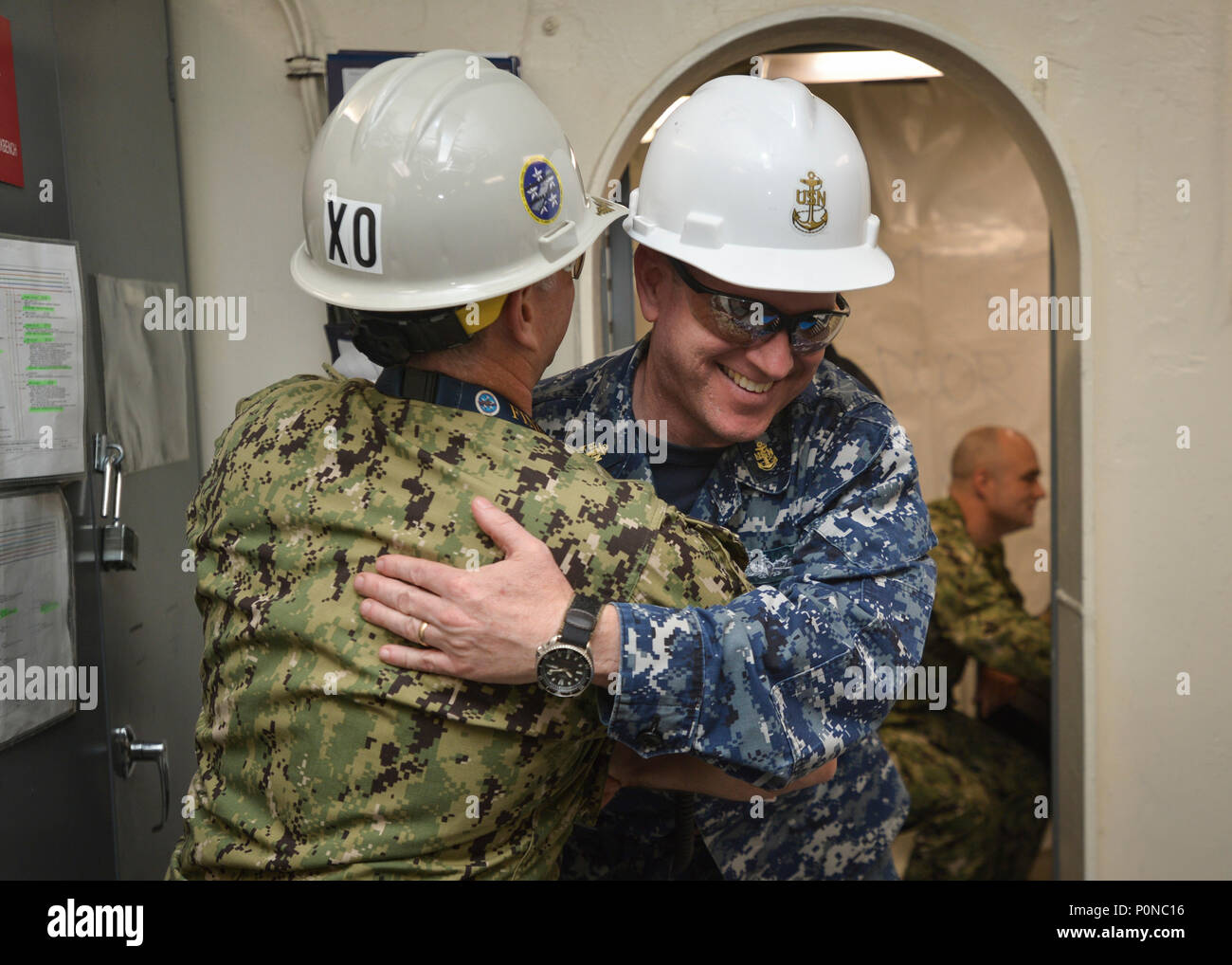 NAVAL BASE KITSAP-BREMERTON (June 5, 2018) Capt. Dave Kurtz, executive ...