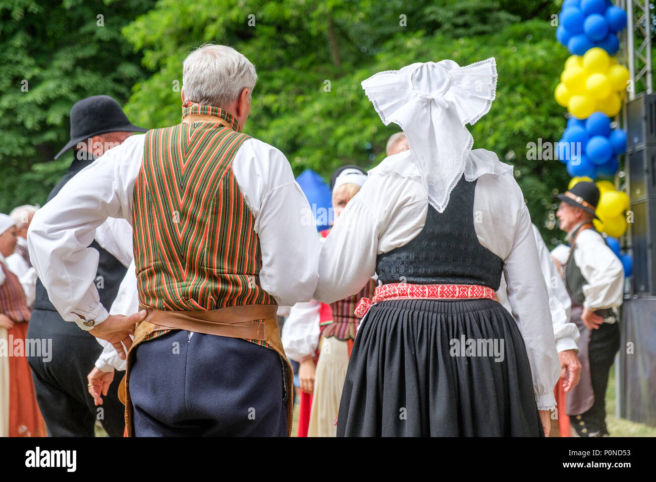Traditional swedish costume hi-res stock photography and images - Alamy