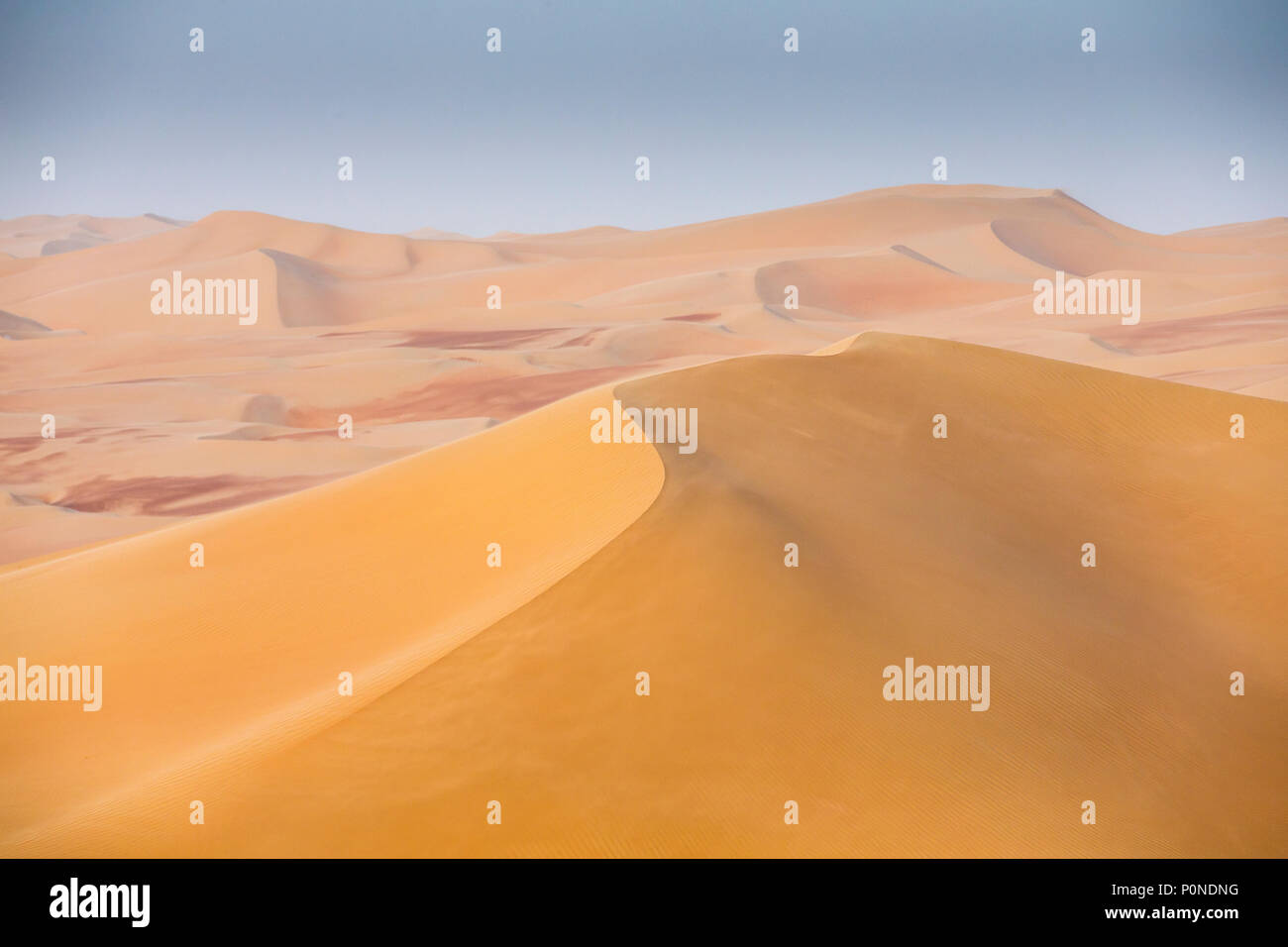 Sahara desert dust storm hi-res stock photography and images - Alamy